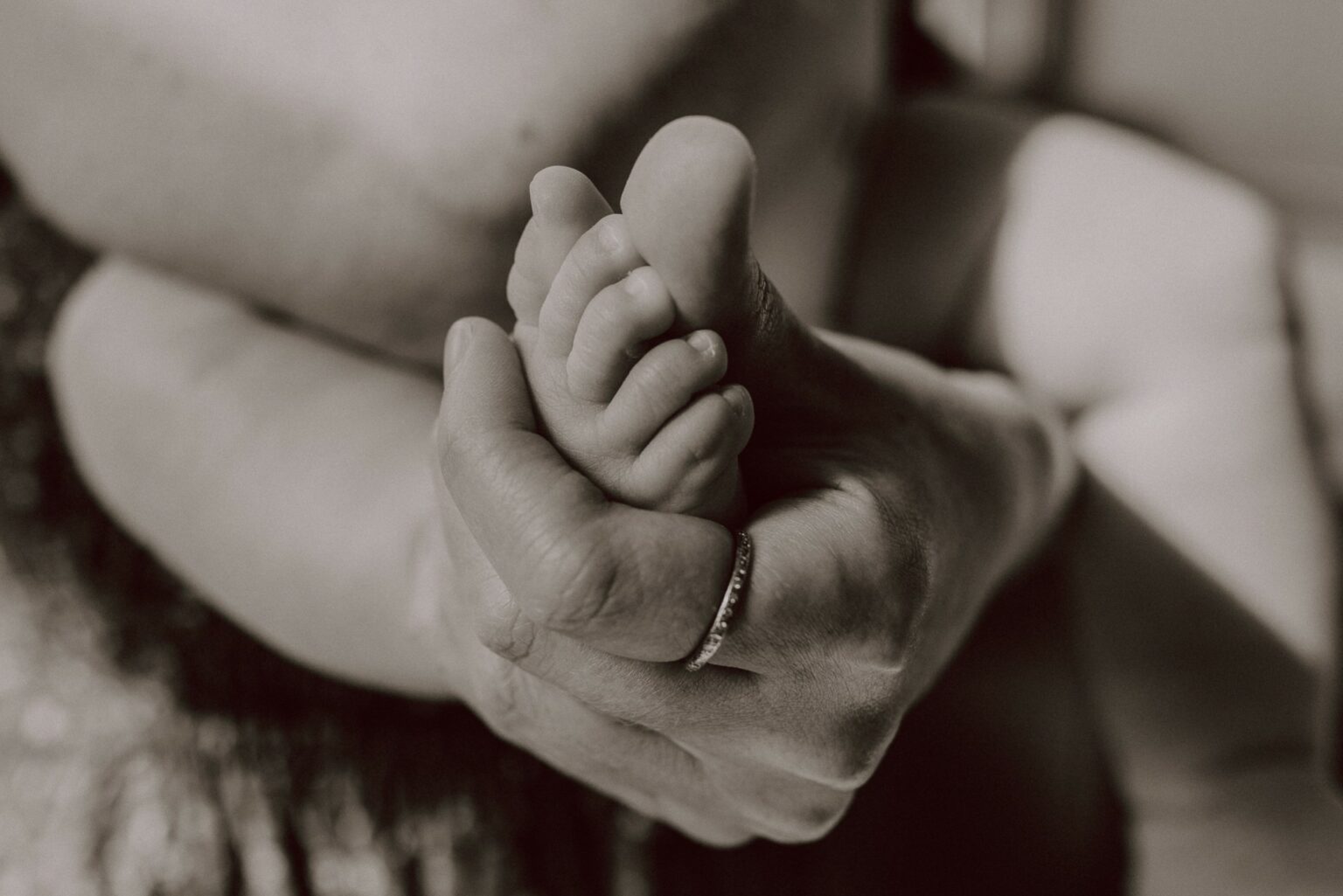 How to Bond With a Newborn | Bonding with Newborn